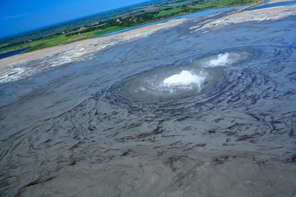 Sidoarjo Mud Volcano Budget Share Raises Eyebrows | korbanlumpur.id